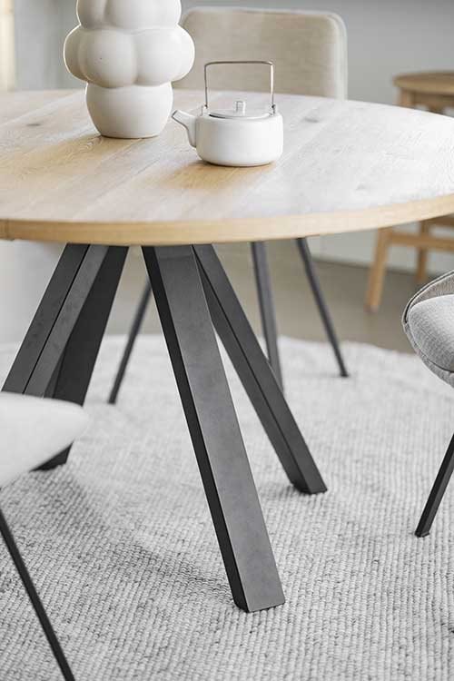 Rowico Home Matbord Maddock Runt - Living Furniture