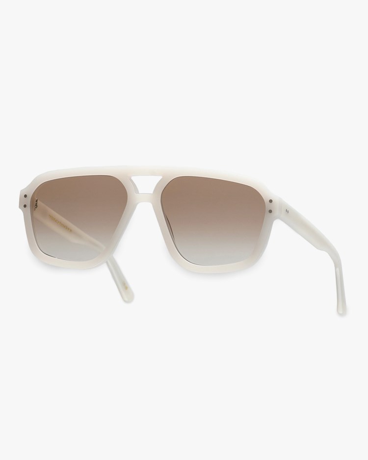 Monokel Eyewear Jet Pearl Brown Gradient Lens - Vallgatan 12